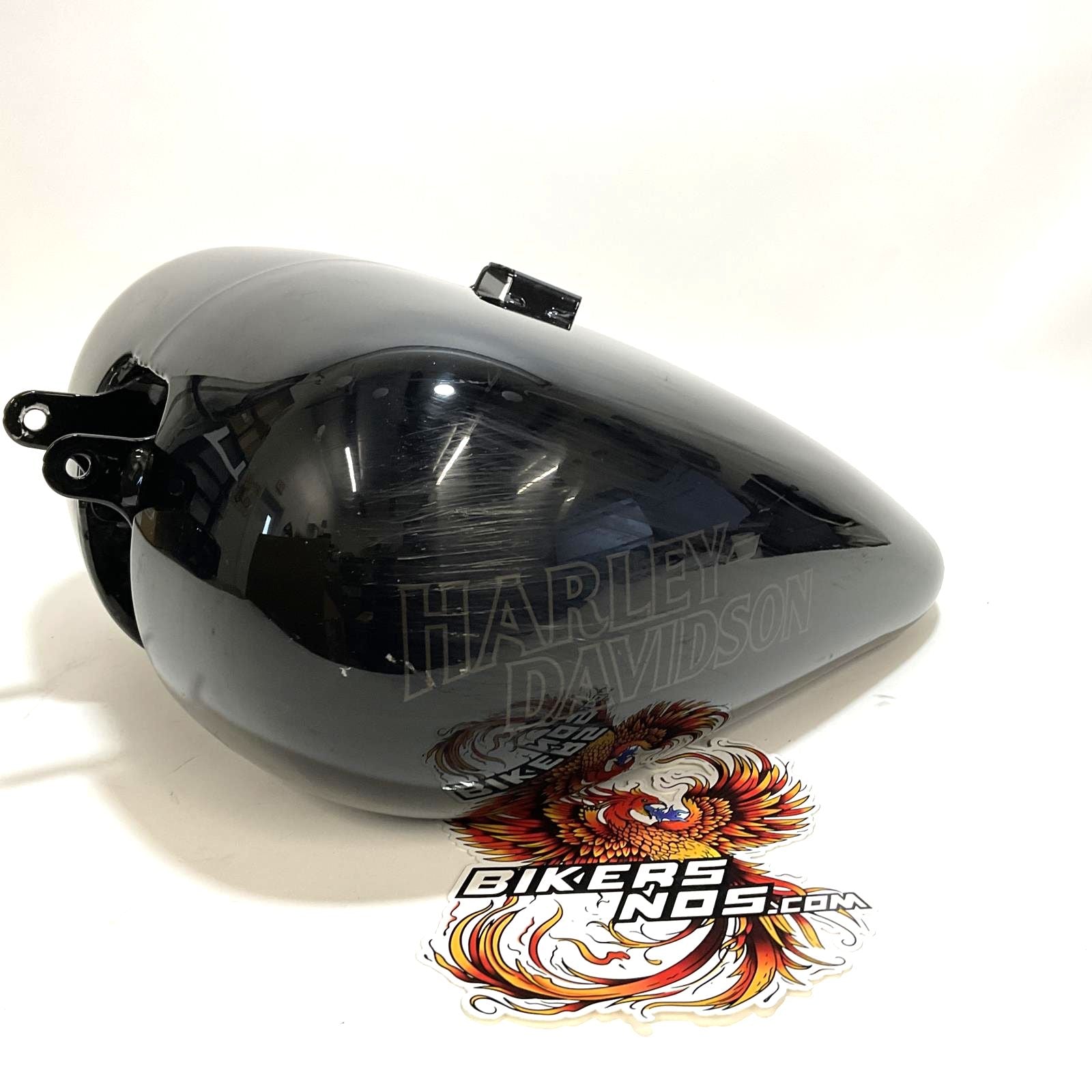Genuine Harley 2018 Up Softail Side Fill Fuel Tank 61000963DH 61000858
